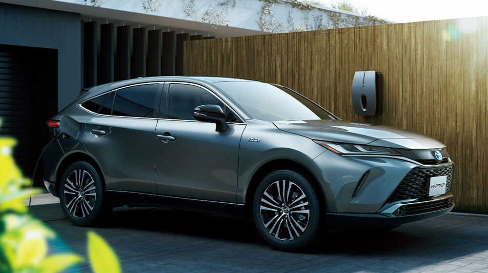 PHEV（PHV）とはどんな車？プリウス、RAV4、ハリアーなど設定車種もご紹介！ | AGHトヨタ札幌