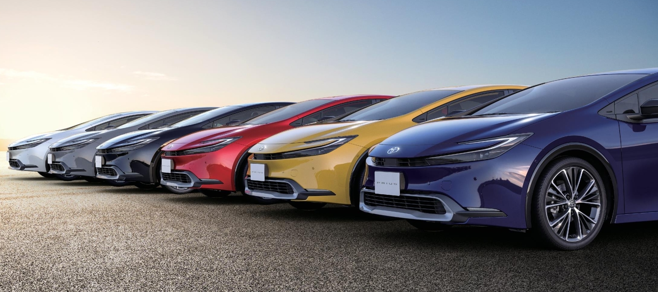 プリウスは雪道に強い車？4WD (E-Four) や雪道性能を詳しく解説！ | AGHトヨタ札幌