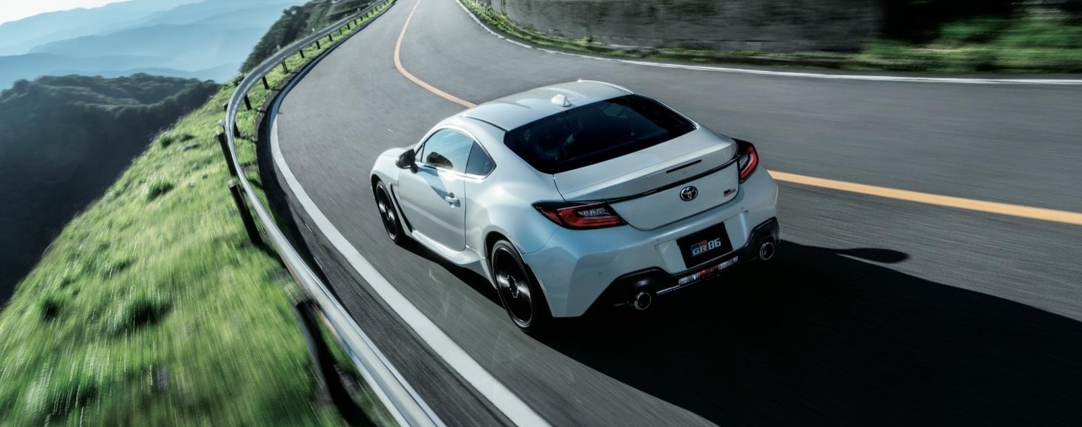 トヨタの4WD (四駆) を種類別にご紹介！ | AGHトヨタ札幌