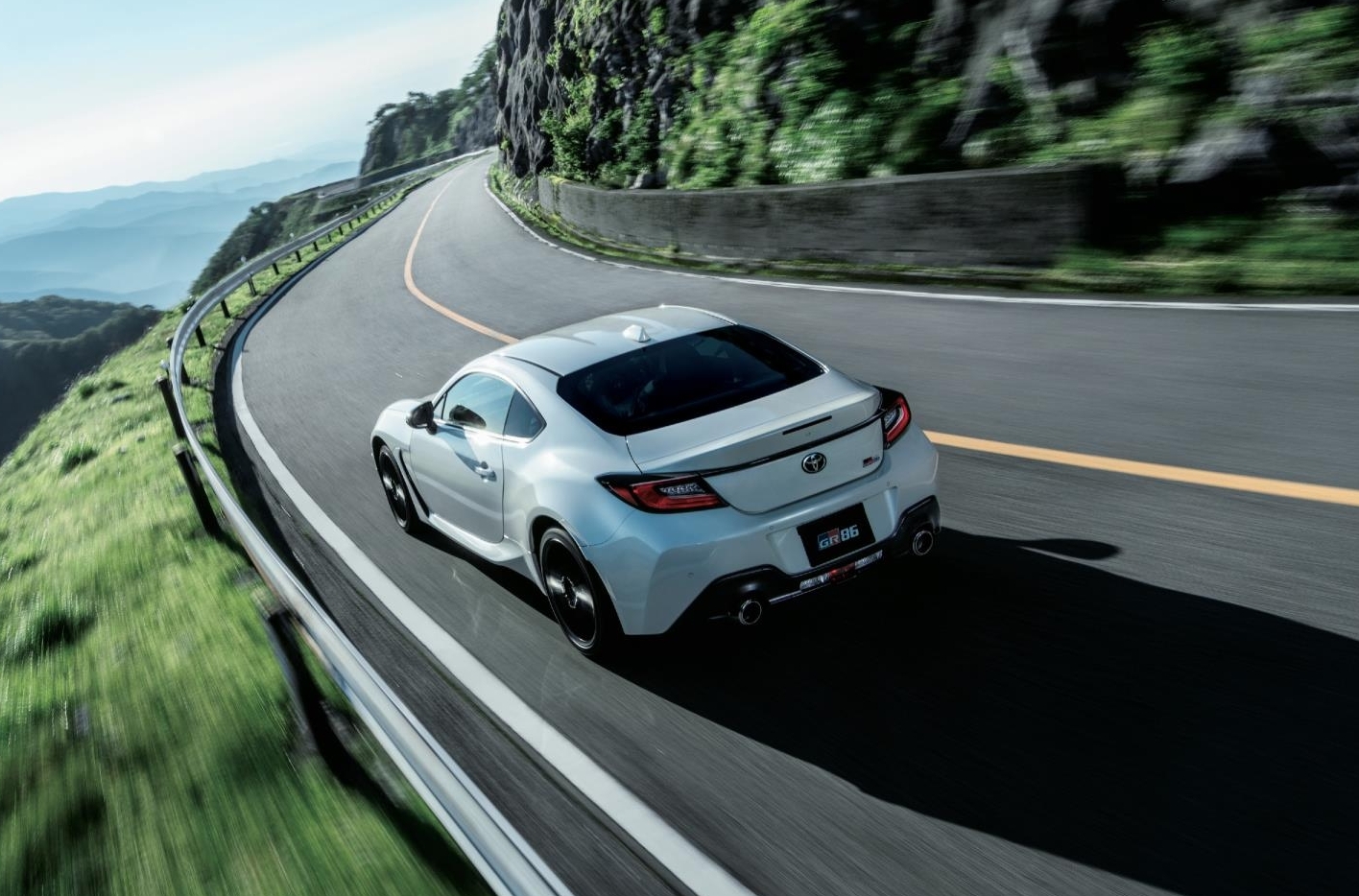 トヨタの4WD (四駆) を種類別にご紹介！ | AGHトヨタ札幌